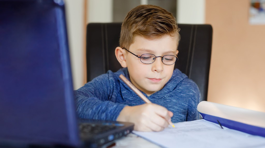 How To Teach Autistic Child To Write Effectively
