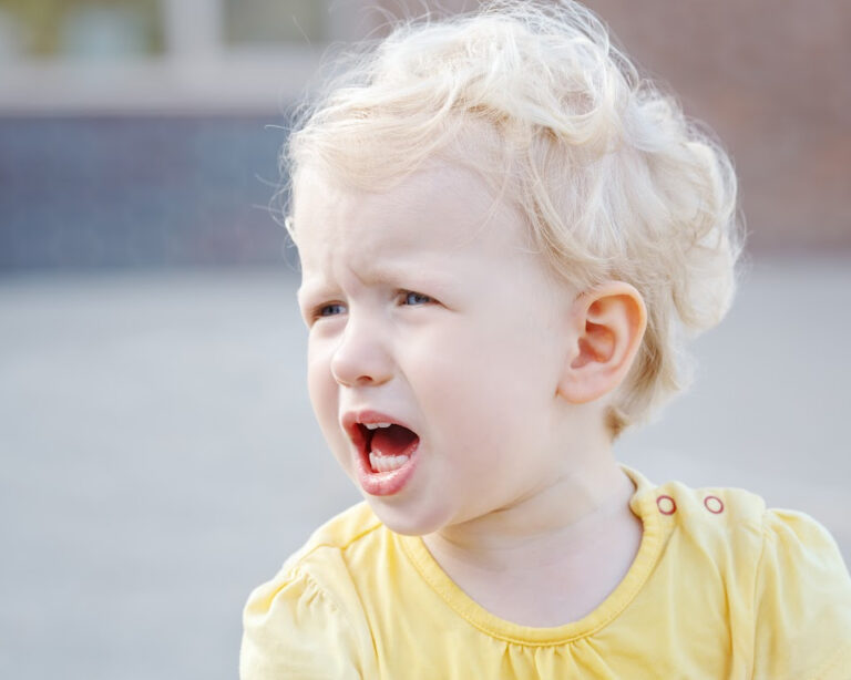 Why Do Autistic Kids Bite? Let’s Understand